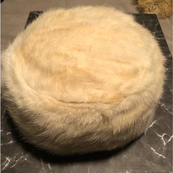 Accessories | Vtg Cream With Light Yellow Color Fur Hat | Poshmark